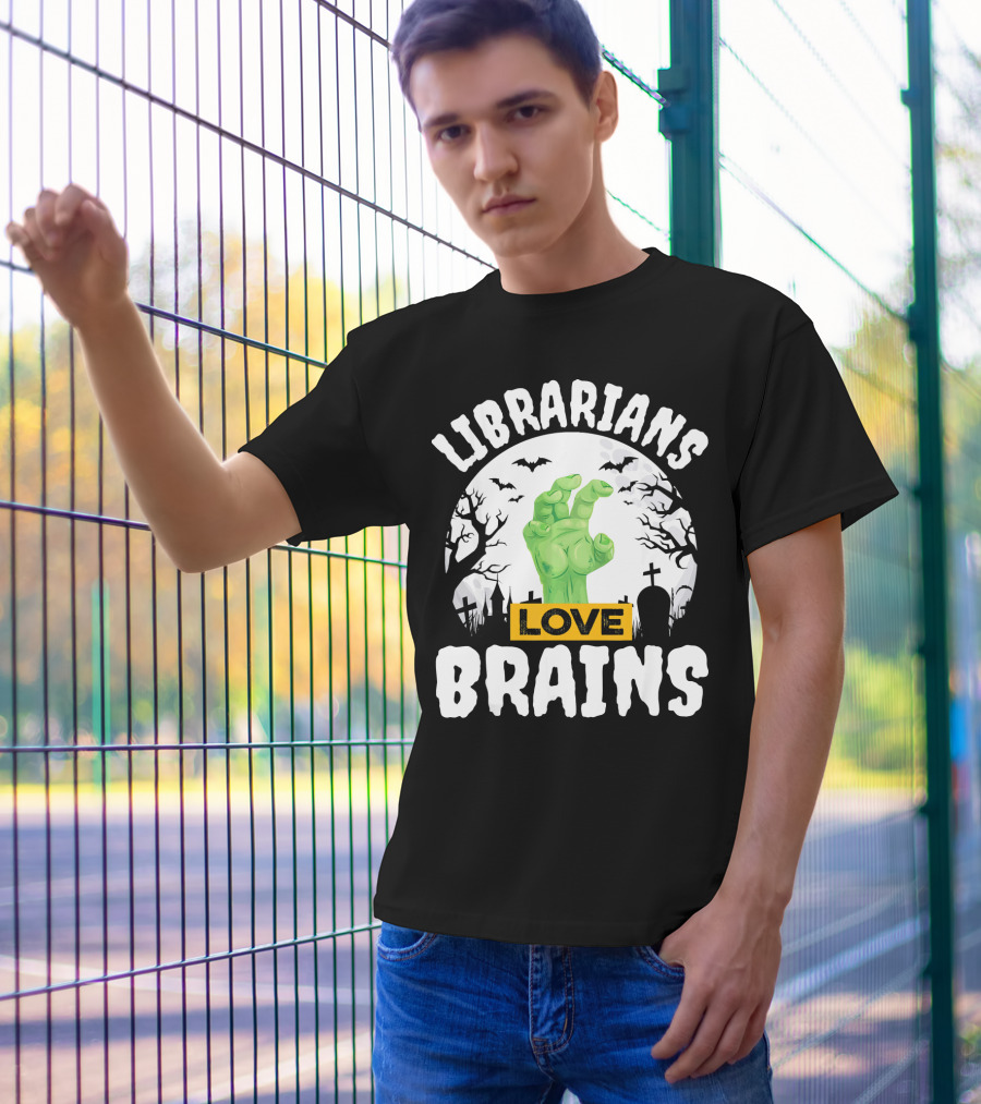 Librarians Love Brains Halloween Zombie Graveyard Scene T-Shirt