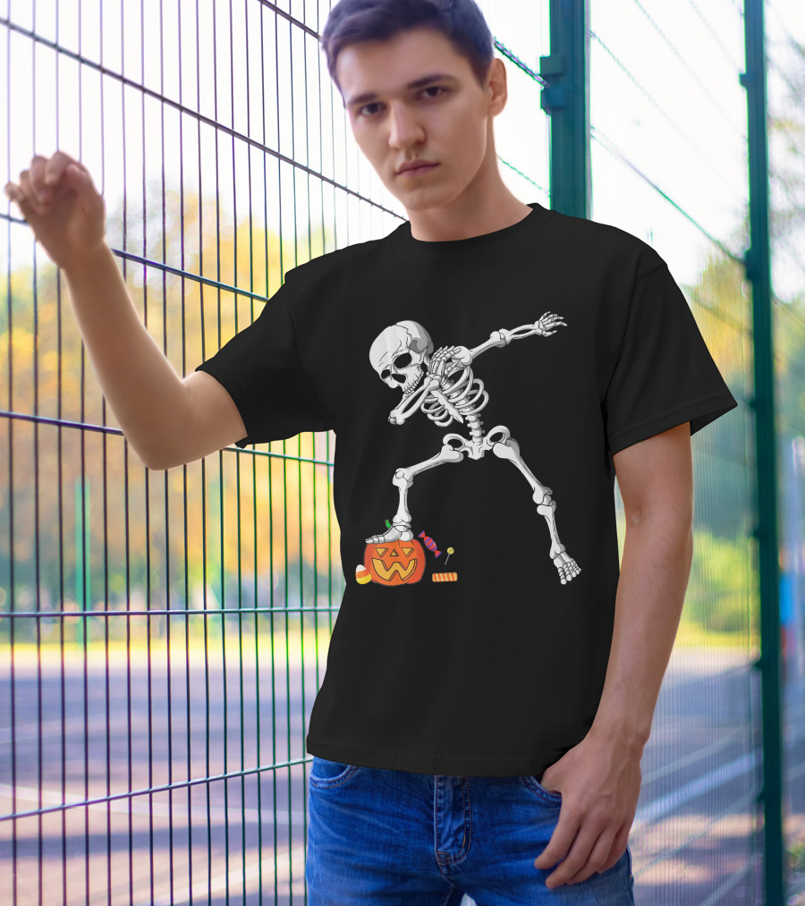 Halloween Skeleton Dabbing On Pumpkin With Candy T-Shirt
