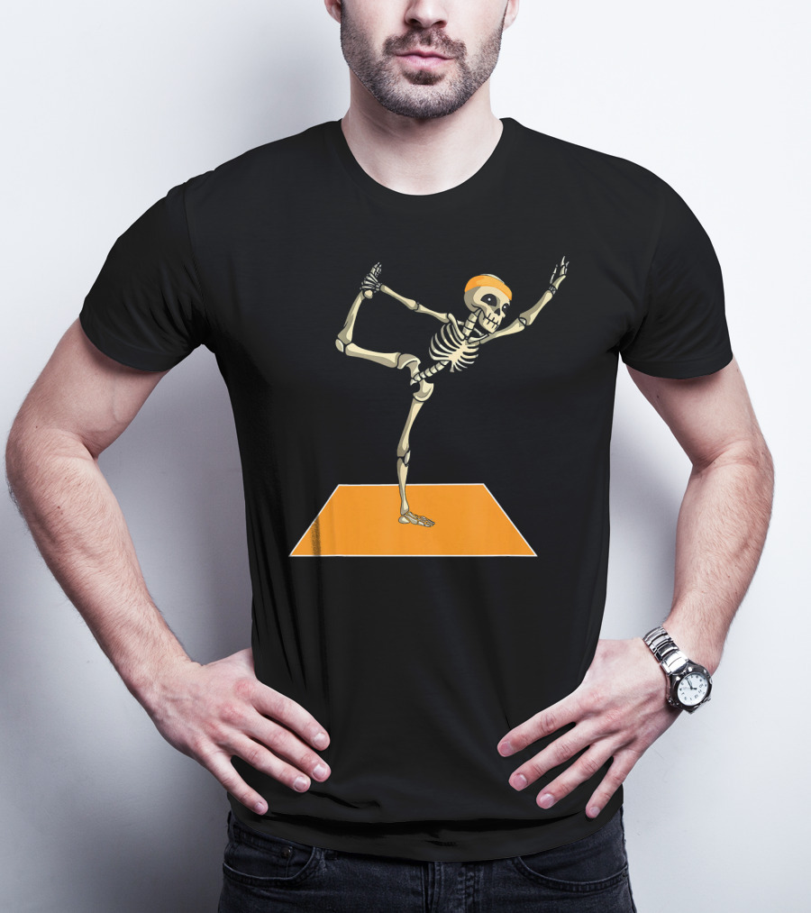 Halloween Skeleton Yoga Pose Spooky Funny Exercise T-Shirt
