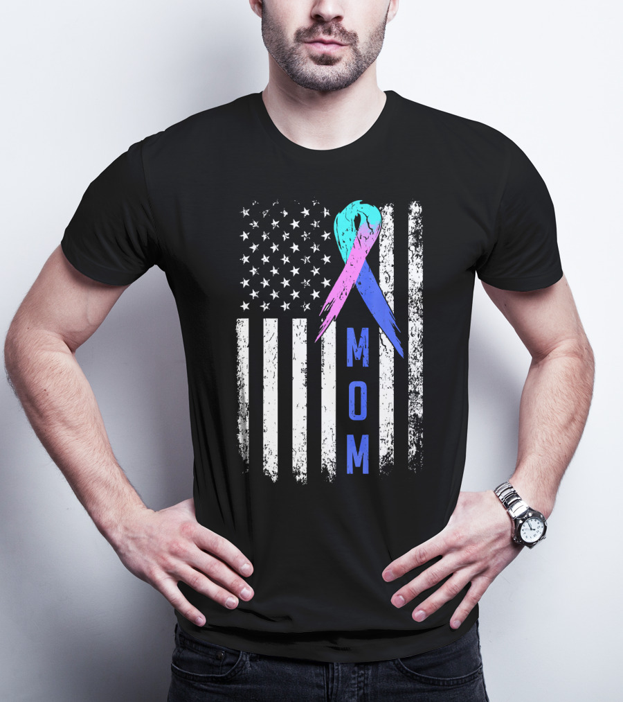 Mom American Flag Thyroid Cancer Awareness T-Shirt