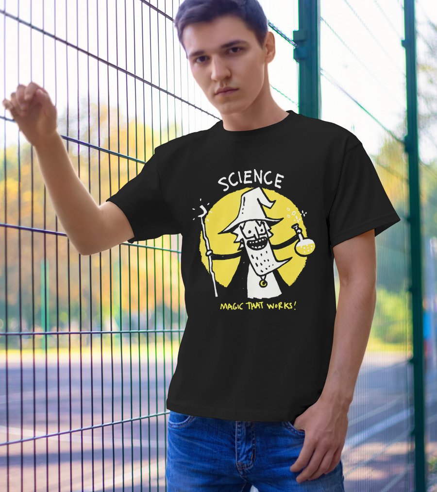 Science Magic That Works Wizard With Beaker And Staff T-Shirt