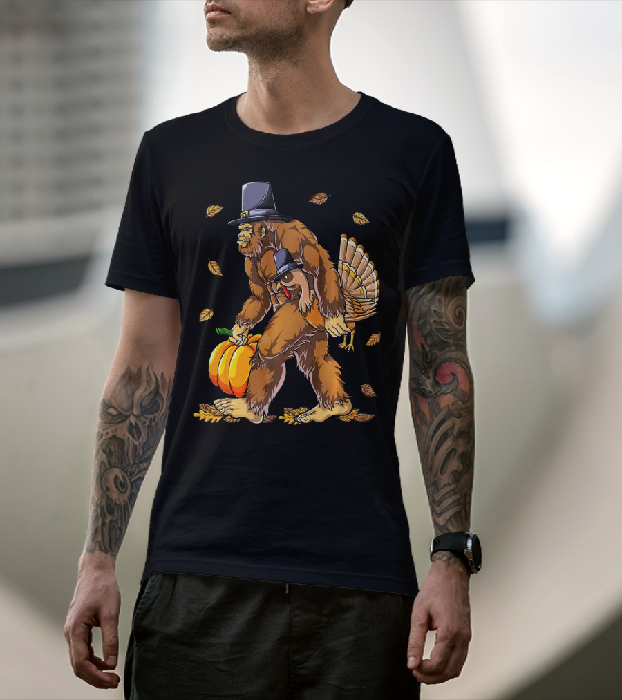 Bigfoot Pilgrim Turkey Carrying Pumpkin Thanksgiving T-Shirt