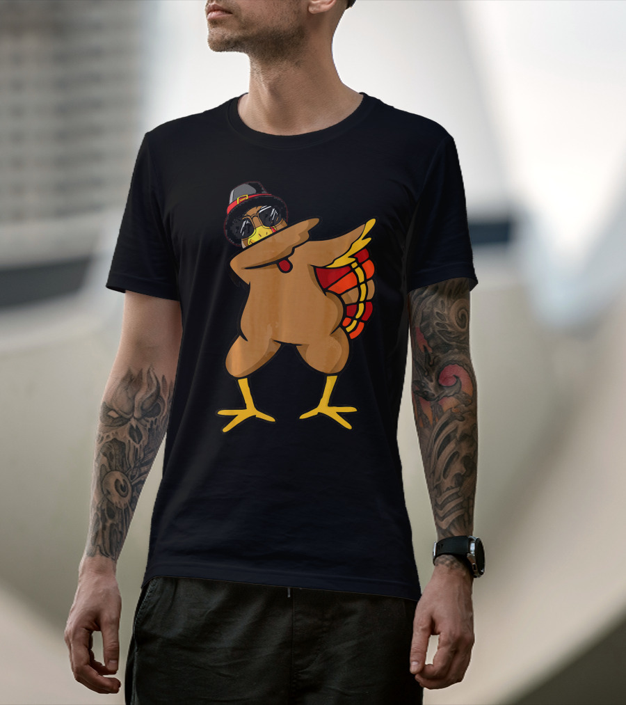Funny Dabbing Turkey With Sunglasses And Hat T-Shirt