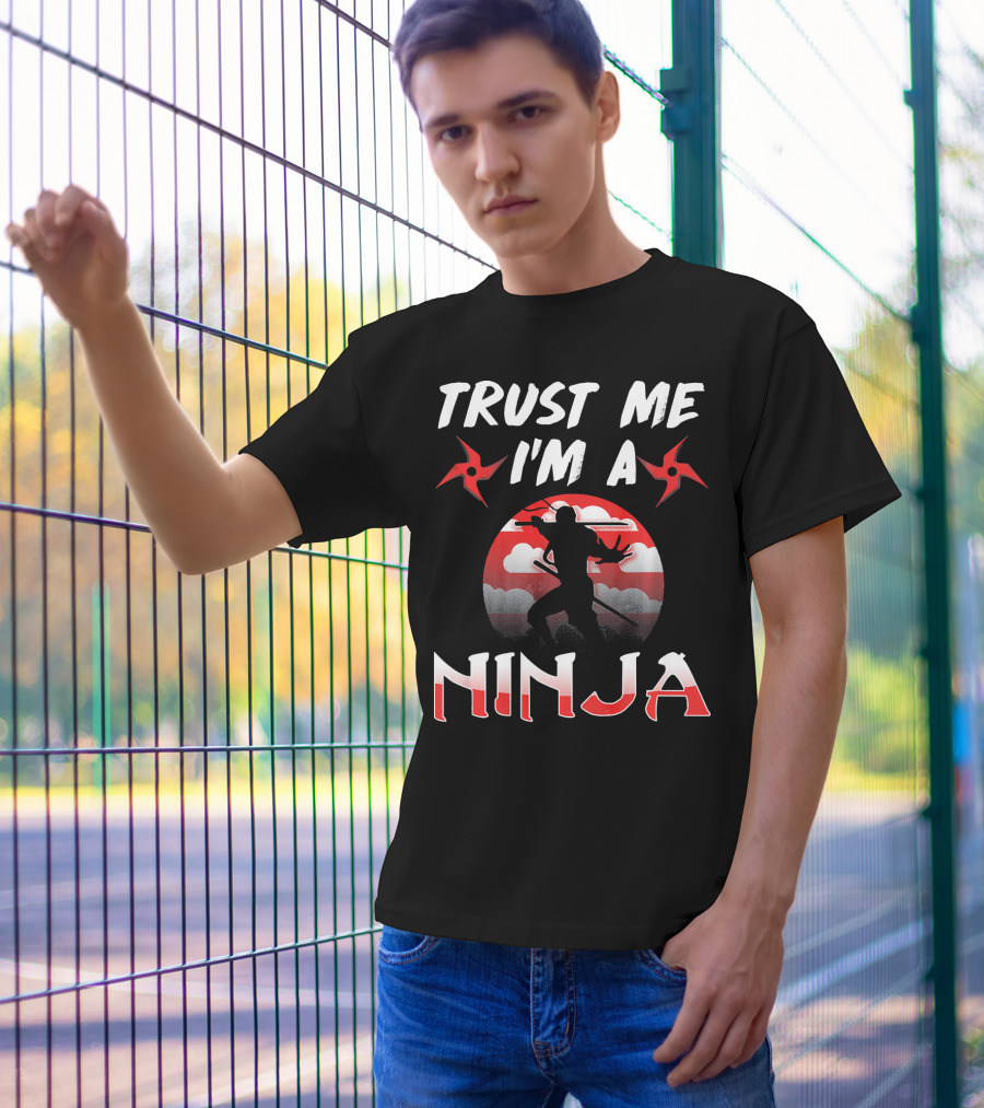 Trust Me I'm A Ninja Shuriken Shadow Silhouette With Red Circle Background T-Shirt