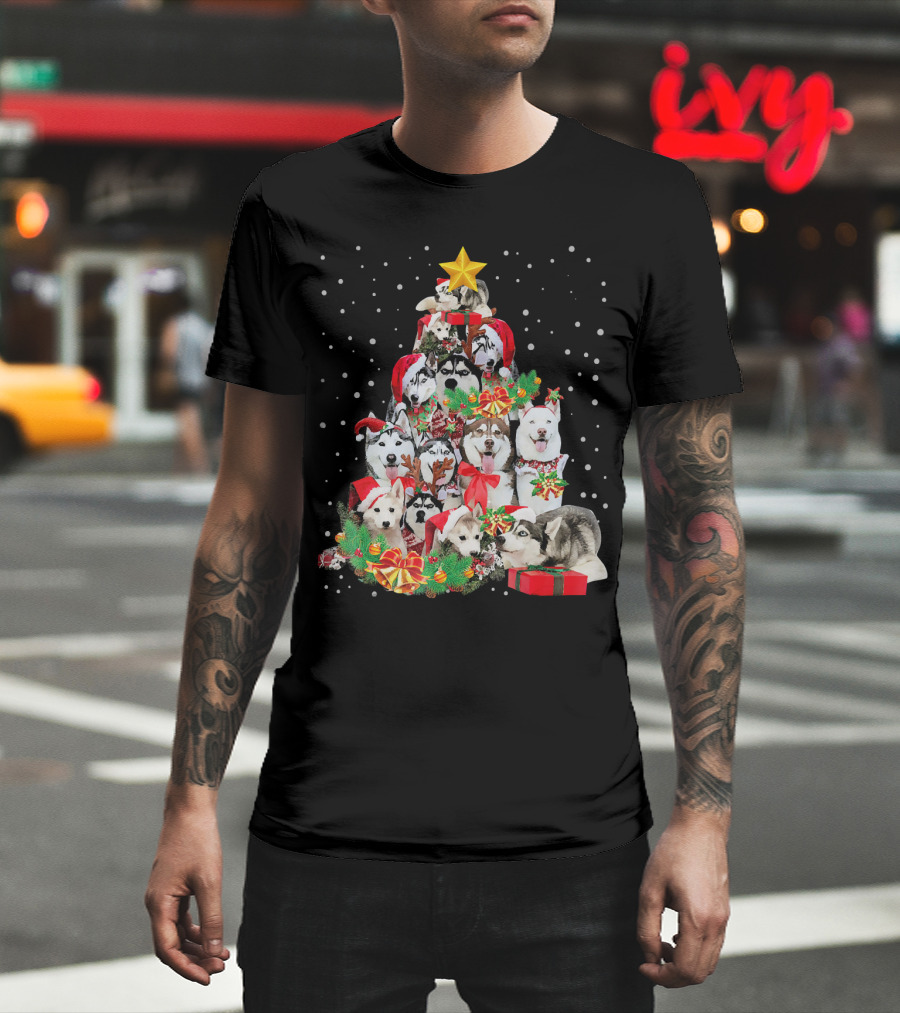 Siberian Husky Christmas Tree Festive Holiday Dogs With Gifts And Star T-Shirt