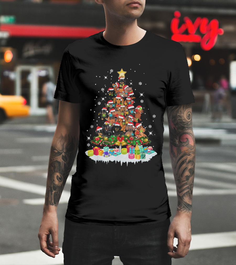 Funny Dachshund Christmas Tree With Santa Hats And Presents T-Shirt