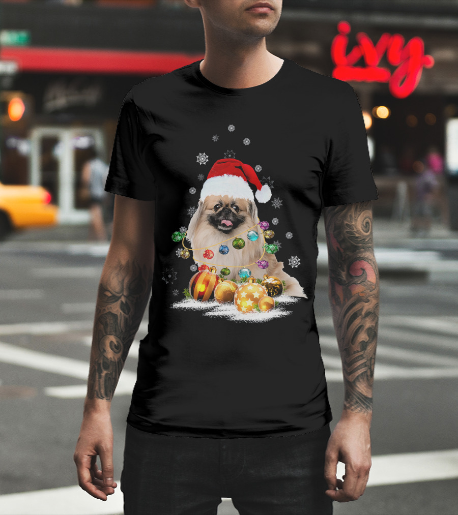 Pekingese Christmas Dog Lights With Santa Hat And Snowflakes T-Shirt