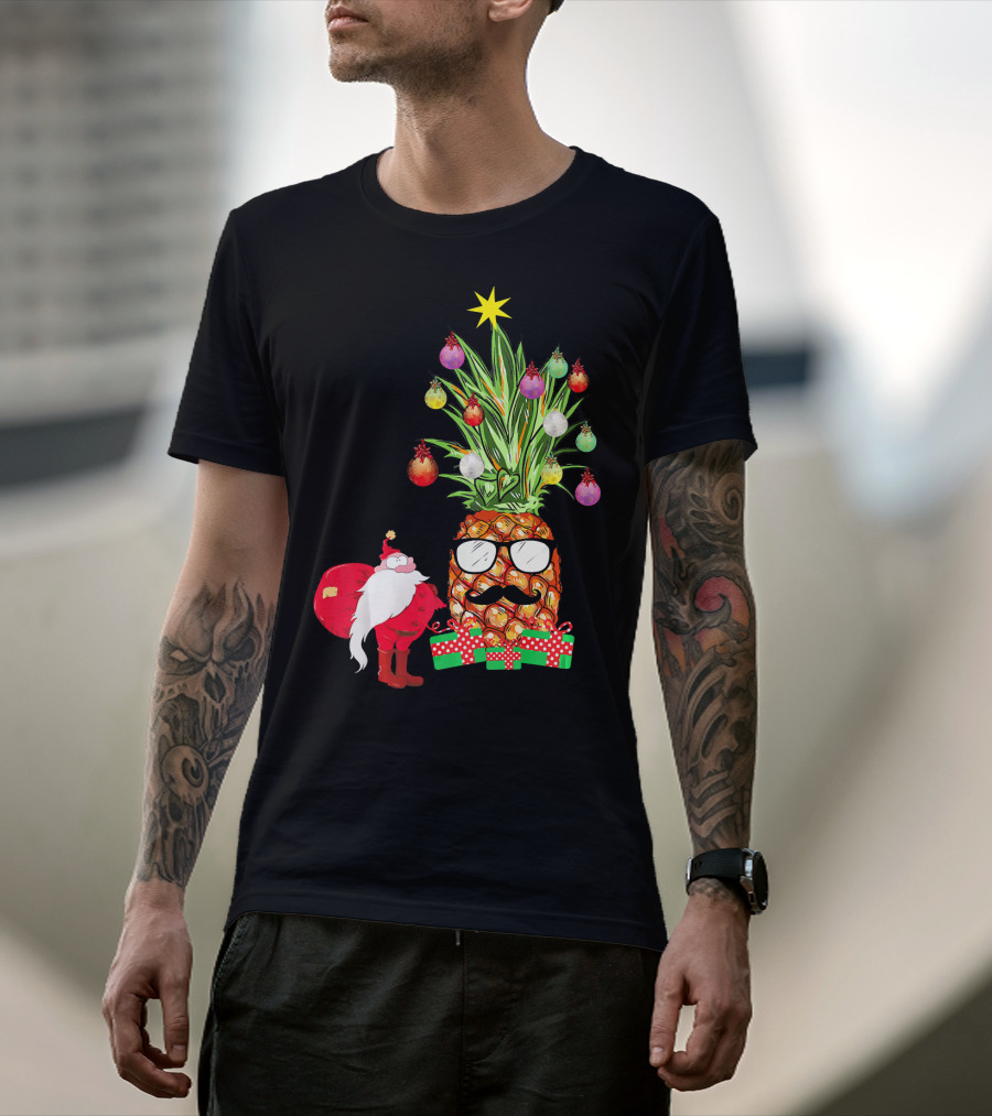 Santa Pineapple Christmas Tree With Gifts And Ornaments T-Shirt