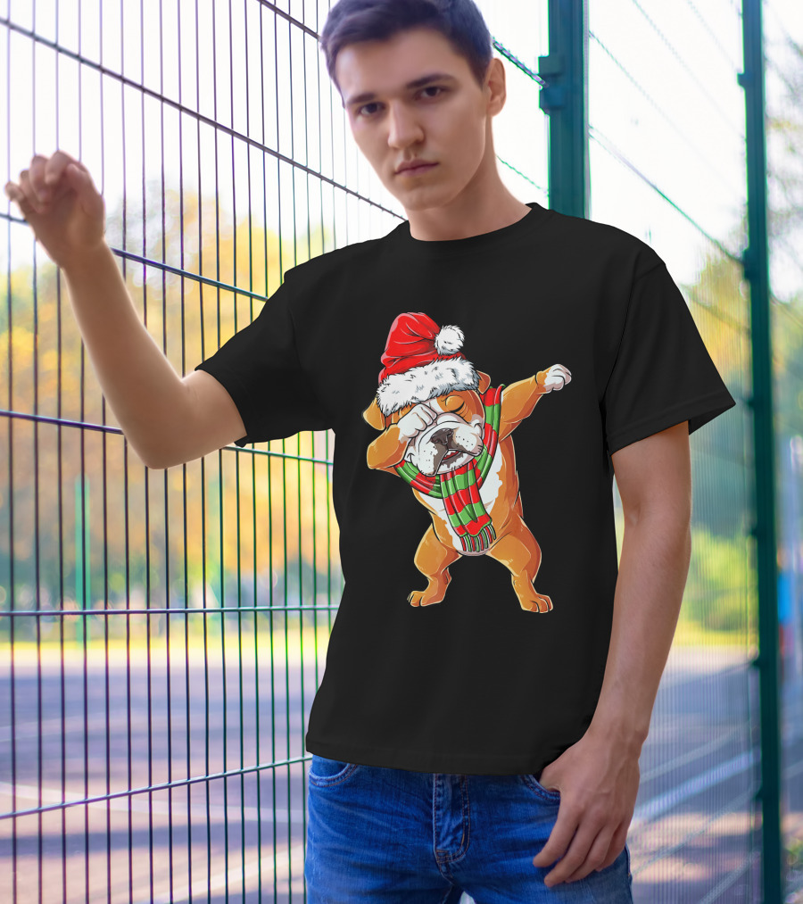 Dabbing English Bulldog Santa Claus With Christmas Hat And Scarf T-Shirt