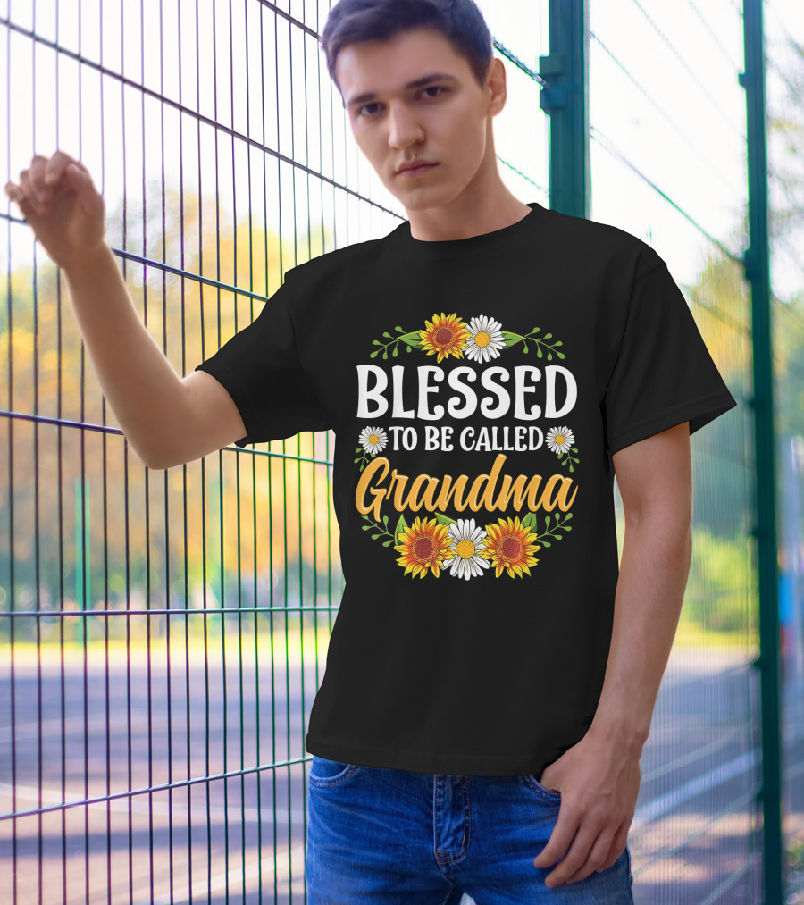Blessed To Be Called Grandma Sunflower Daisy Floral T-Shirt