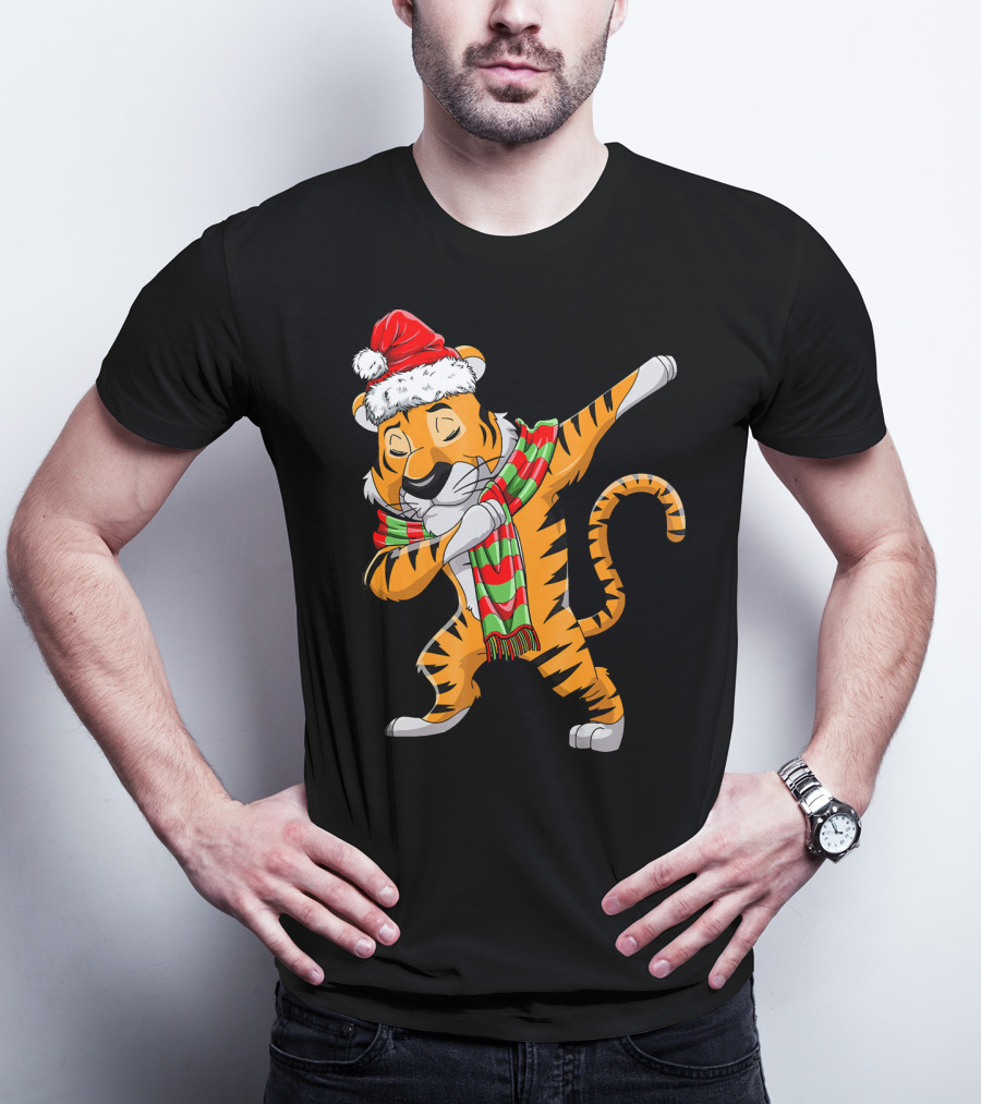 Dabbing Santa Tiger With Christmas Scarf T-Shirt