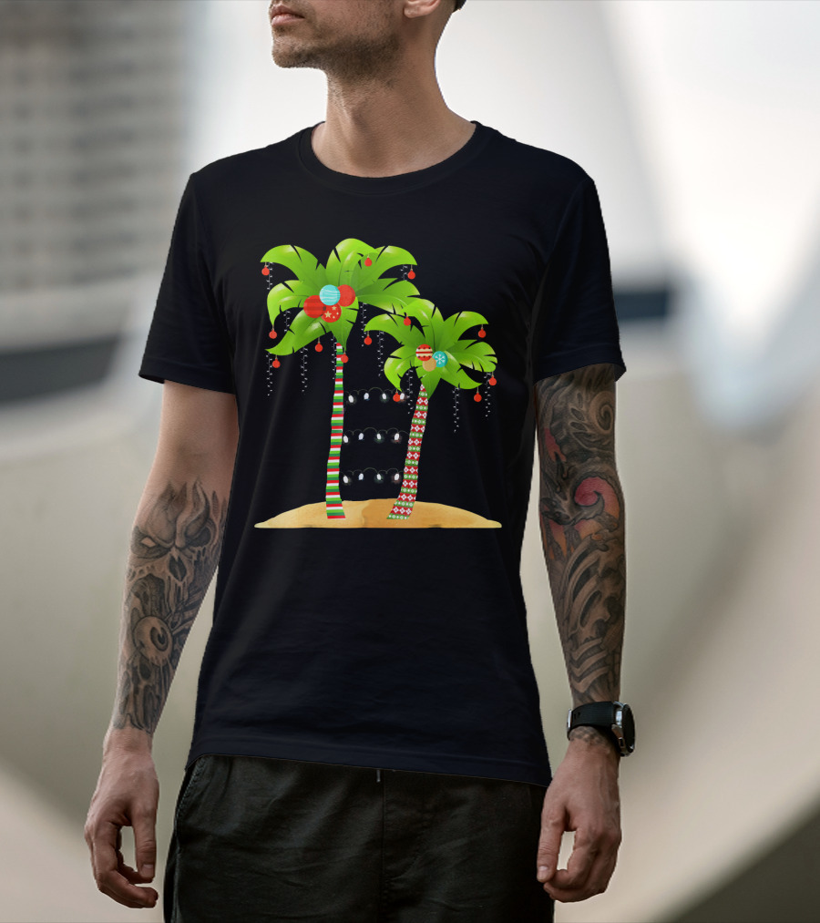Christmas Tree Palm Mele Kalikimaka Palm Trees With Ornaments And Lights T-Shirt