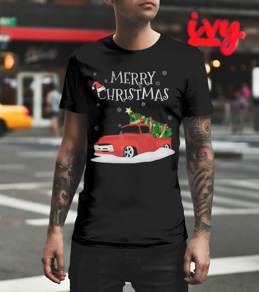 Merry Christmas Red Vintage Truck With Snow And Christmas Tree T-Shirt