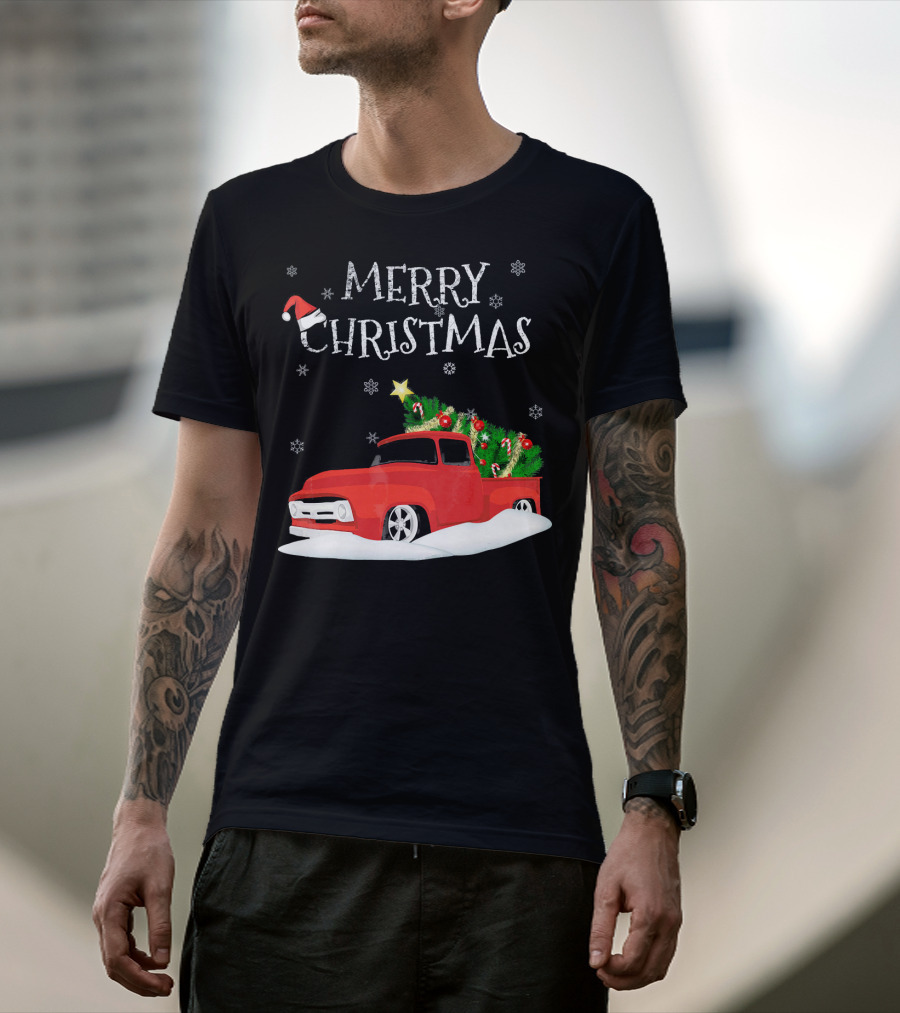 Merry Christmas Red Vintage Truck With Snow And Christmas Tree T-Shirt