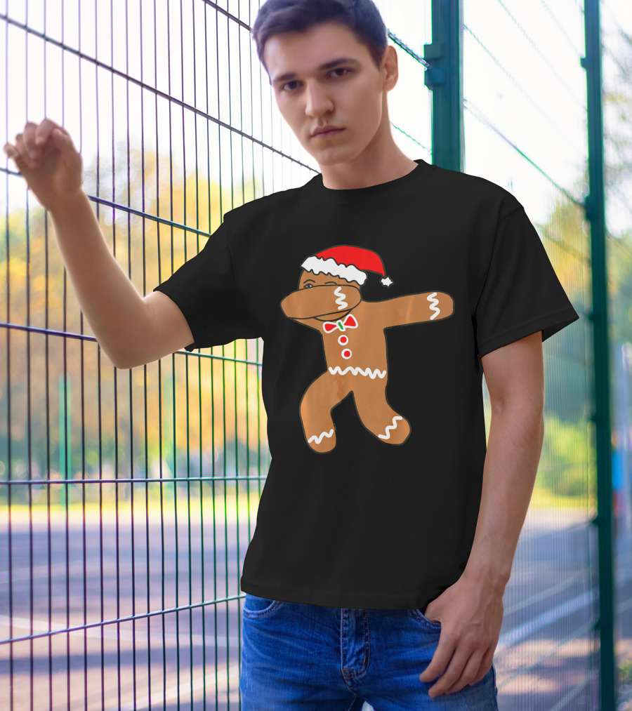 Dabbing Gingerbread Man In Santa Hat T-Shirt