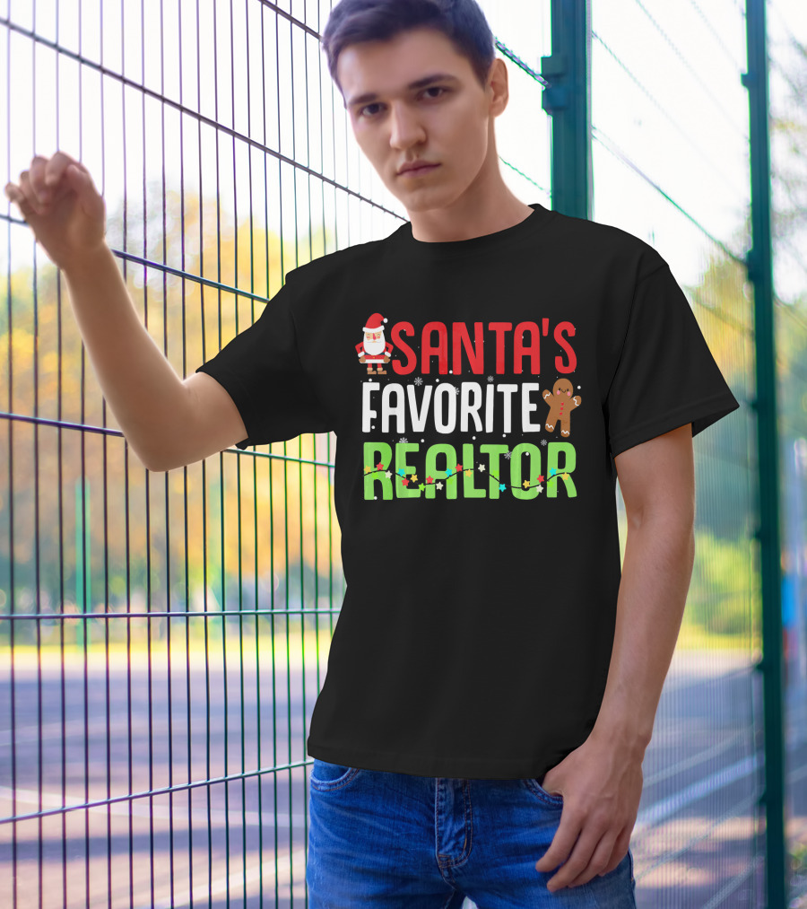 Santa's Favorite Realtor Gingerbread Lights T-Shirt