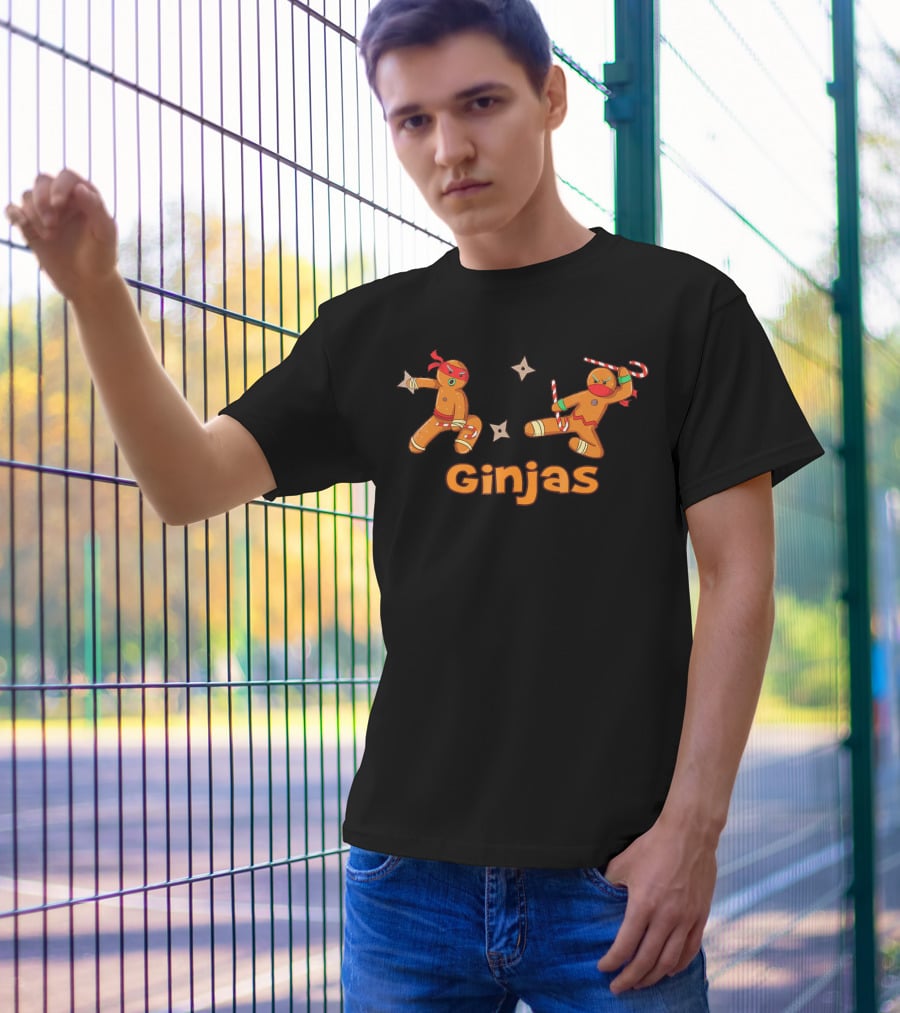 Ginjas Fighting Candy Cane Crew Gingerbr Ninja Gingerbread Cookies T-Shirt