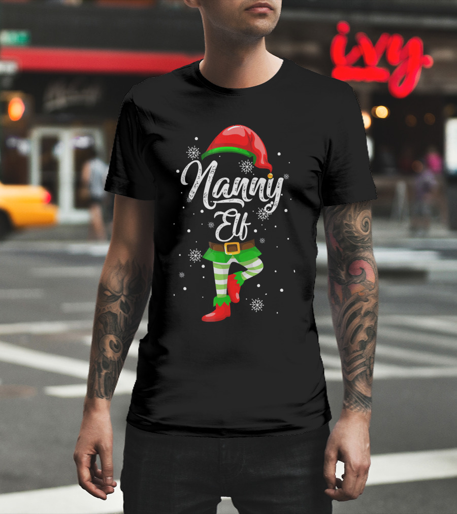 Nanny Elf Festive Christmas Snowflakes T-Shirt
