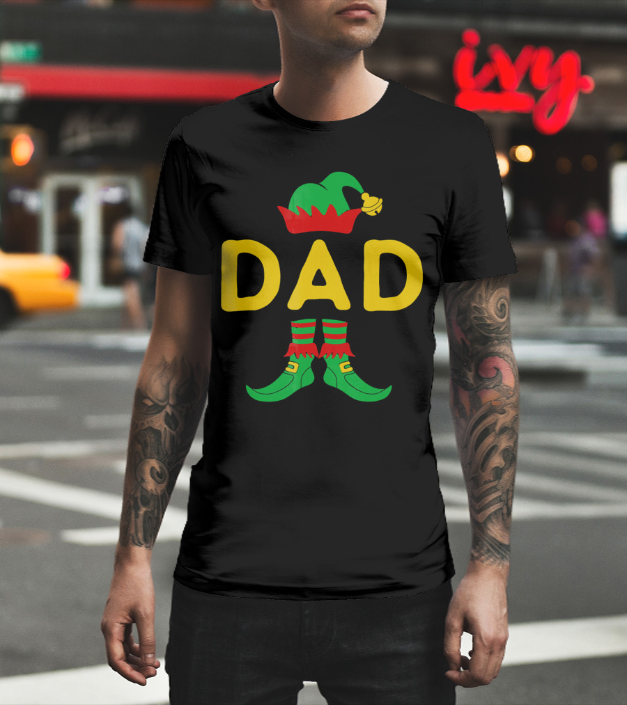 Dad Elf Hat And Boots Festive Christmas Family Mat T-Shirt