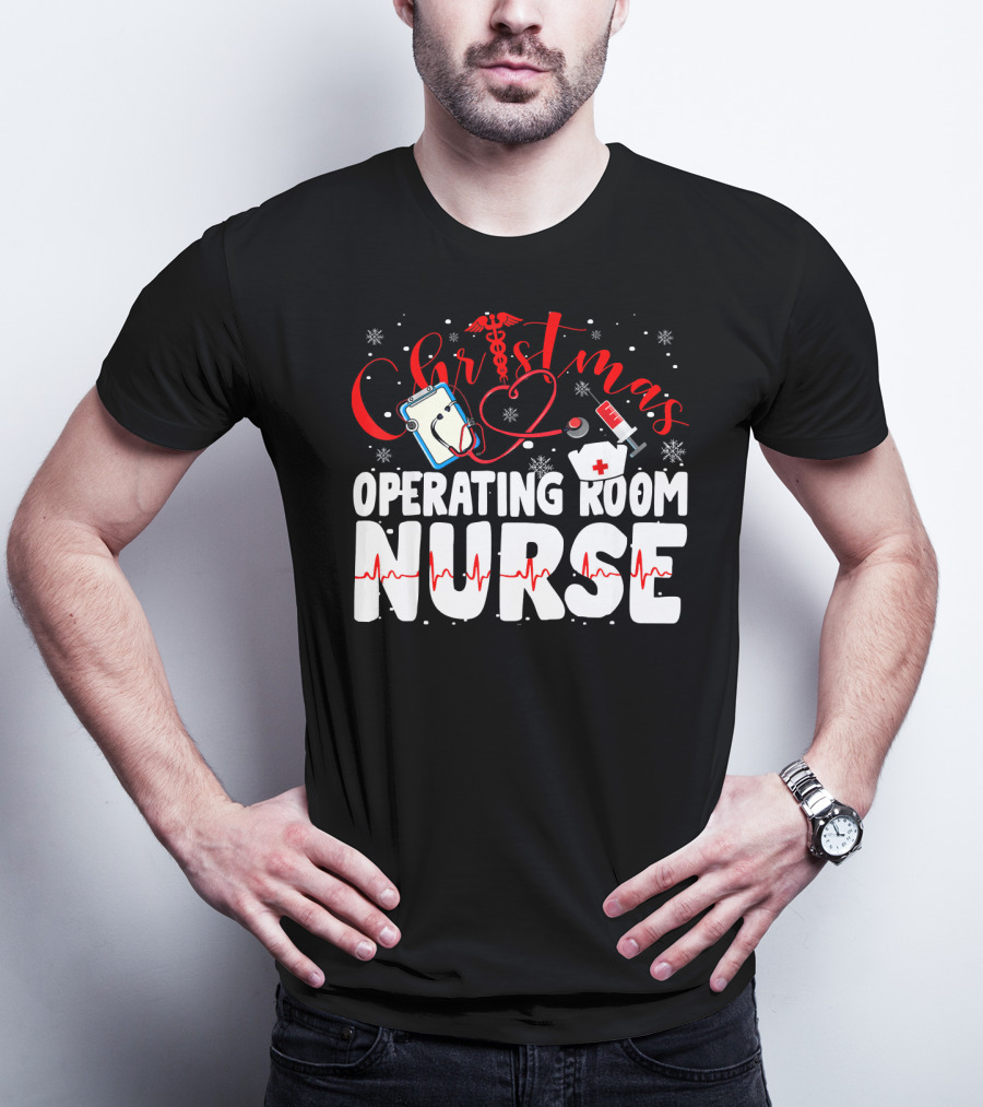 Christmas Operating Room Nurse Stethoscope Syringe Snowflakes T-Shirt