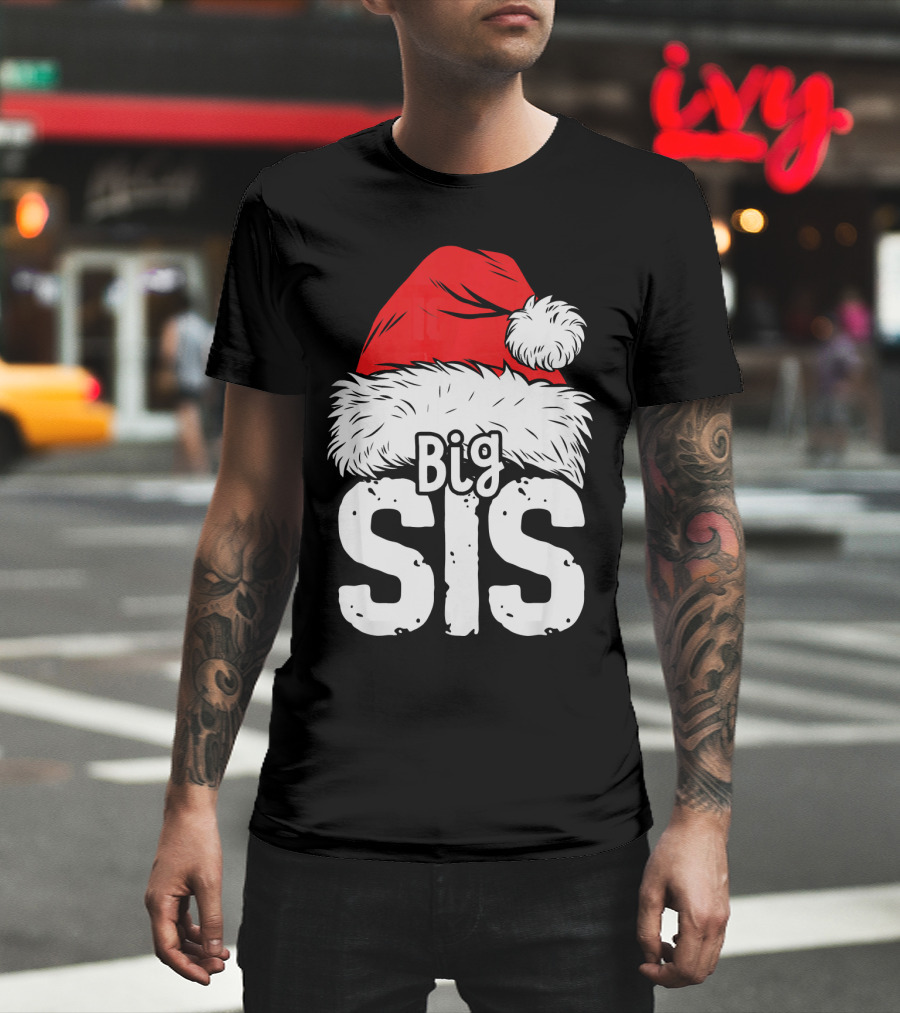 Big Sis Christmas Santa Hat Family T-Shirt